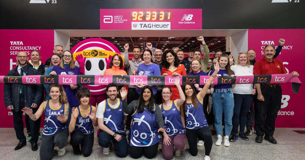 Team GOSH opens the 2023 TCS London Marathon Running Show | London ...